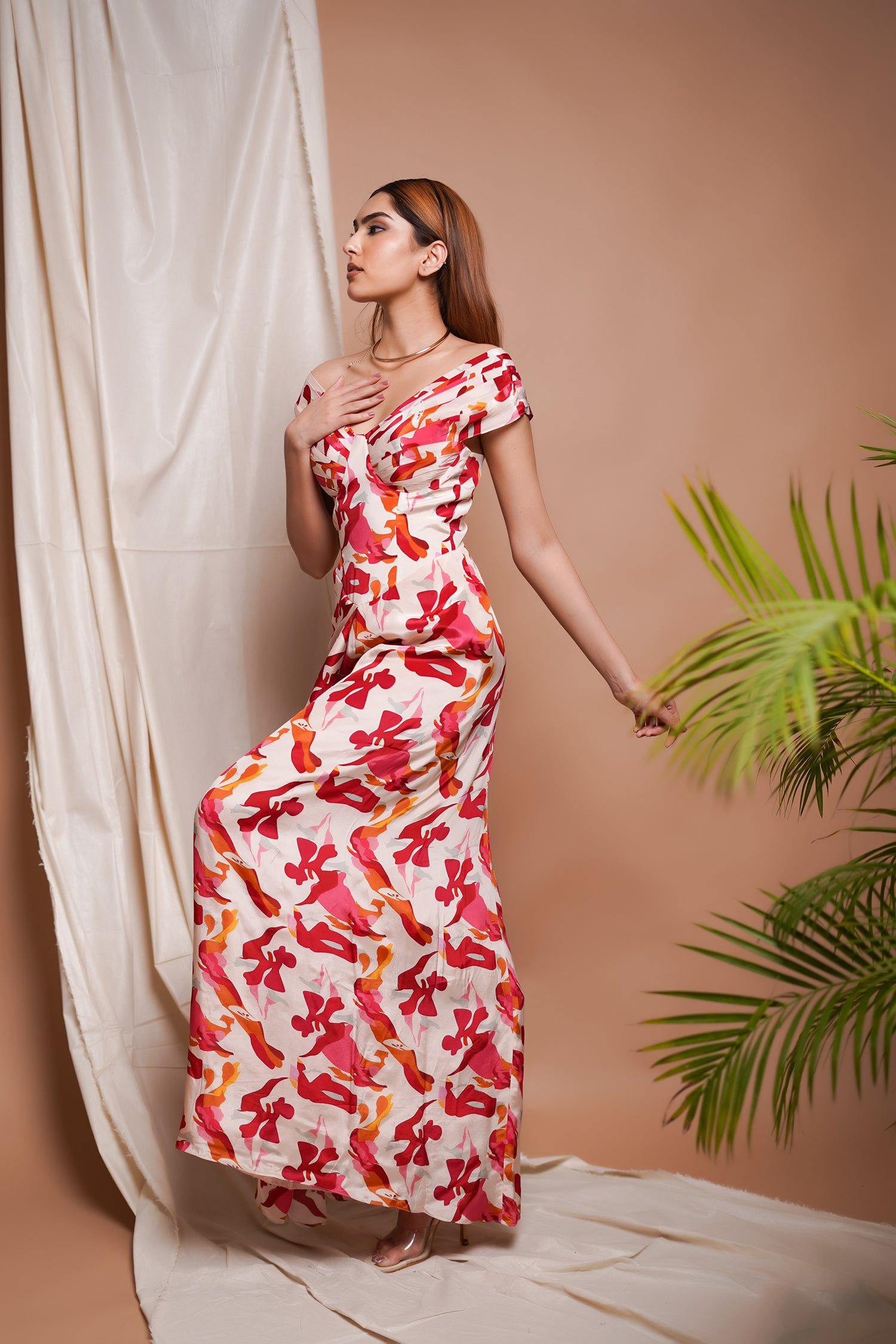 Cream Abstract Off Shoulder Corset Drape Dress – Fashefy